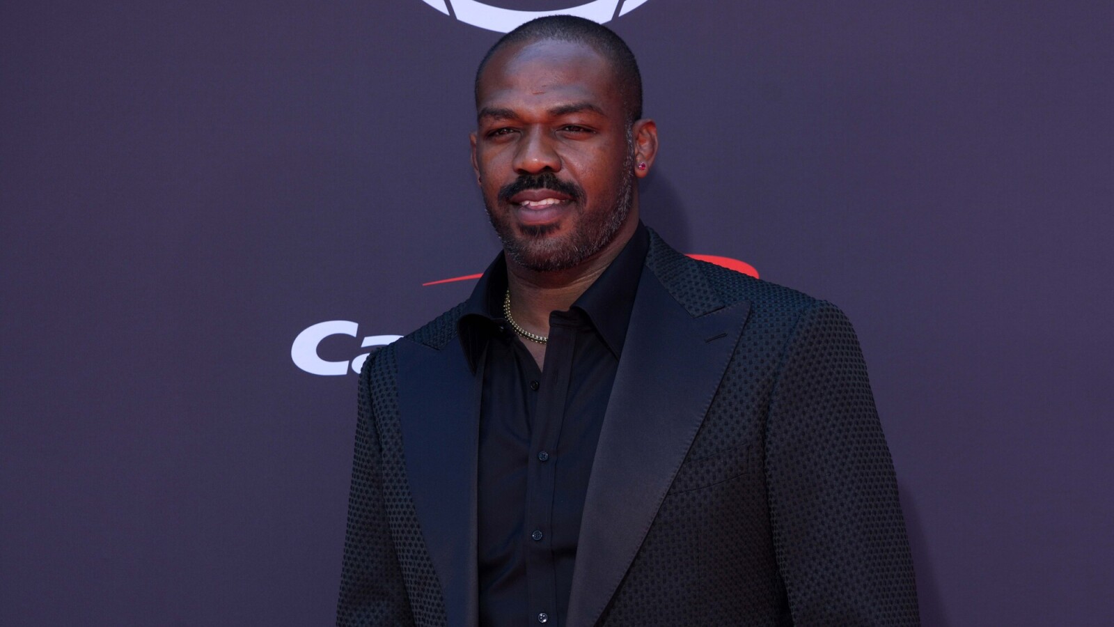 Jon Jones set to face Daniel Cormier as MMA return draws near | Yardbarker