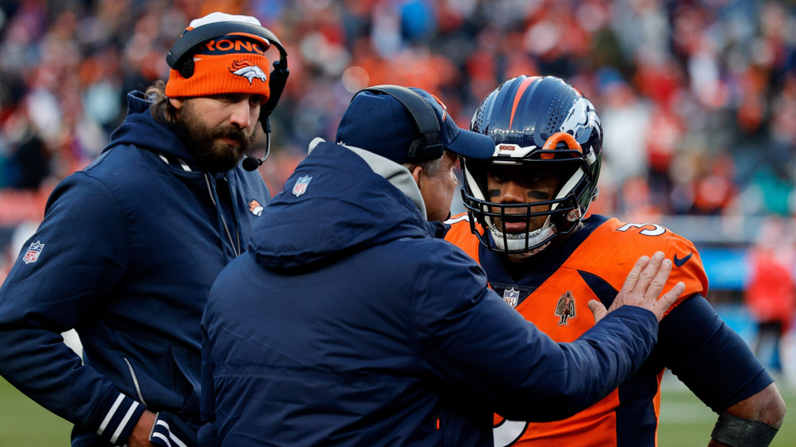 Broncos’ Assistant Coach Stamps Authority on Hunt for Team’s Next QB ...