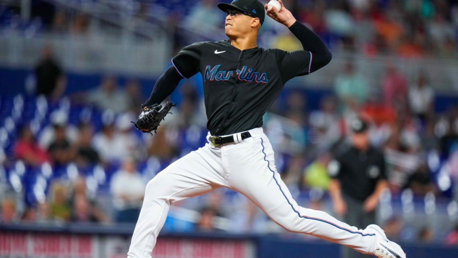 Dodgers Insider Wants to See LA Trade for Young, Hard-Throwing Left ...