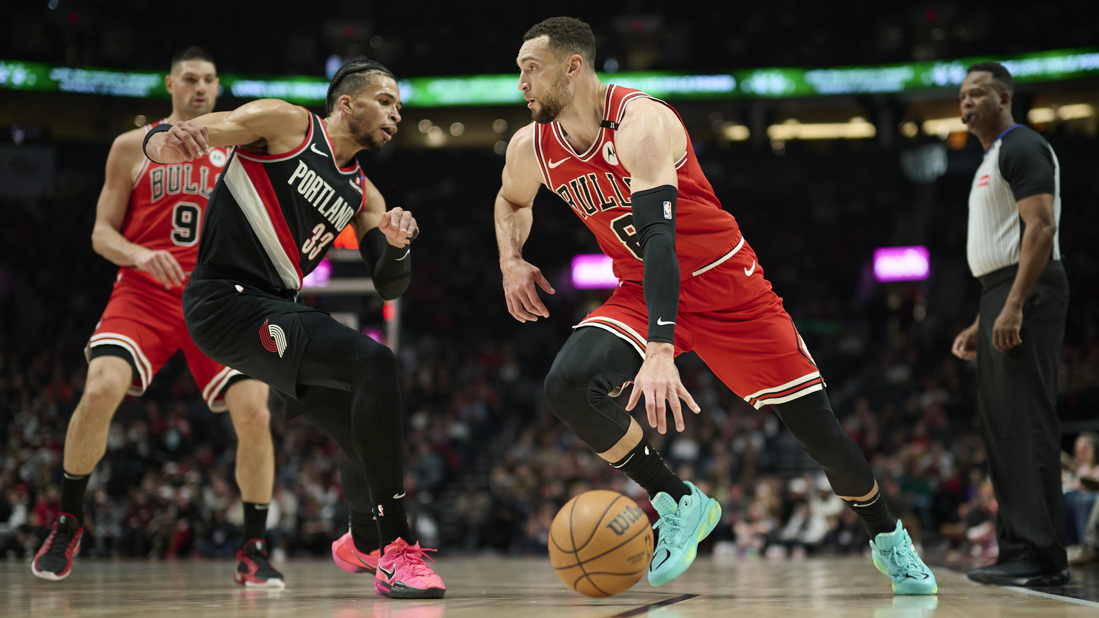 Chicago Bulls guard joins elite company for an in-game scoring feat ...