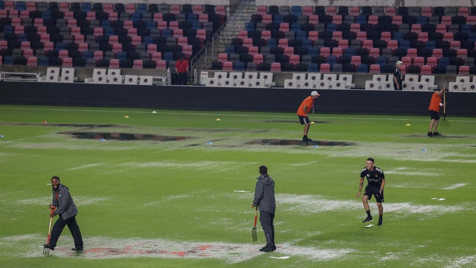 Dynamo-Galaxy match postponed after rainstorm | Yardbarker