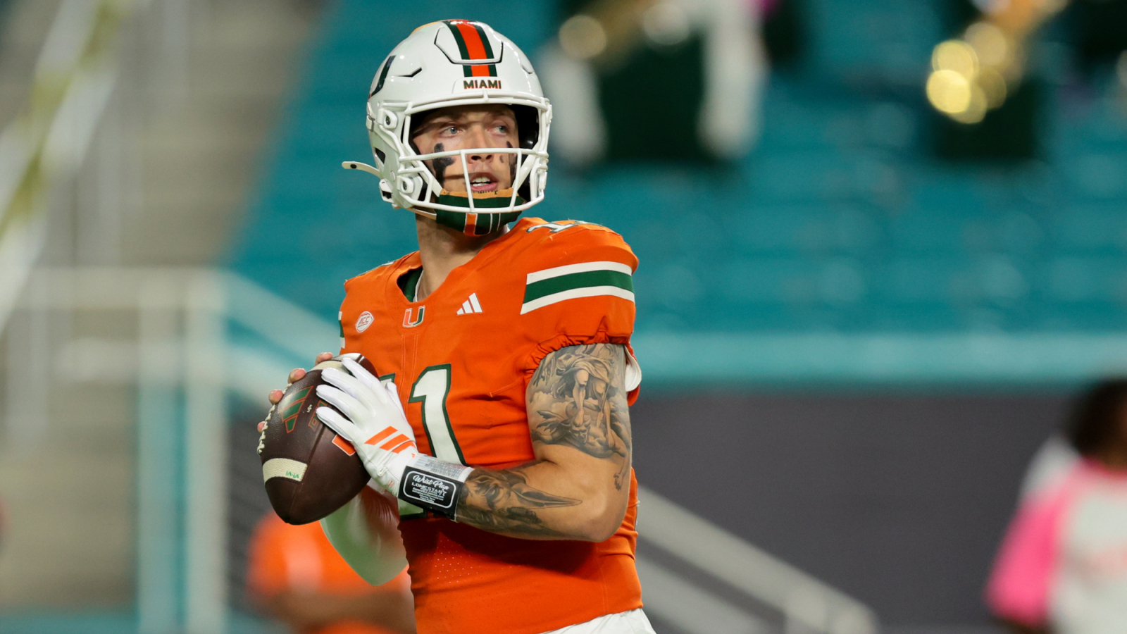 Carson Beck throws his Miami teammates under the bus after 4 ...