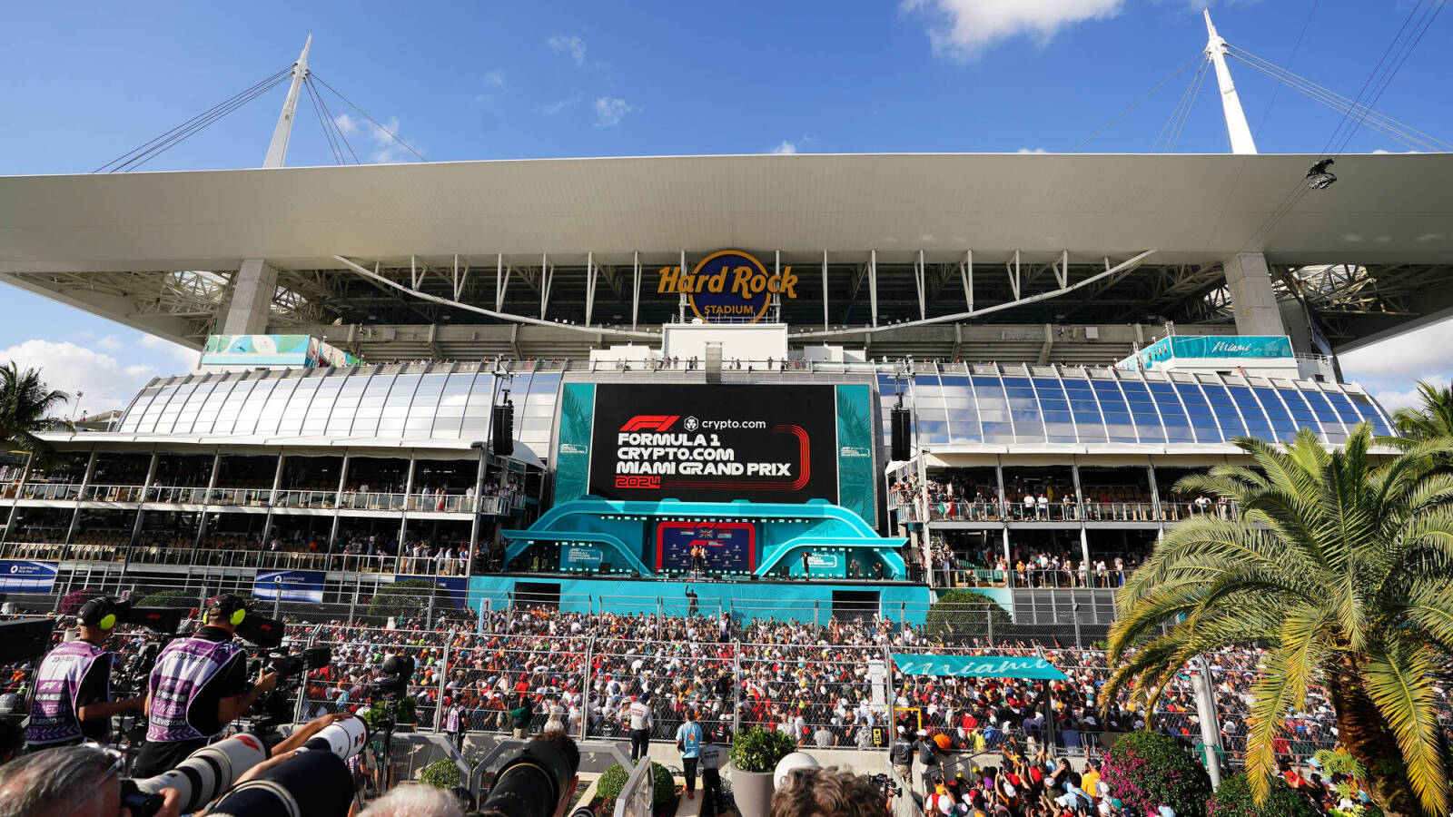$180 nachos? See crazy food menu from F1's Miami Grand Prix | Yardbarker