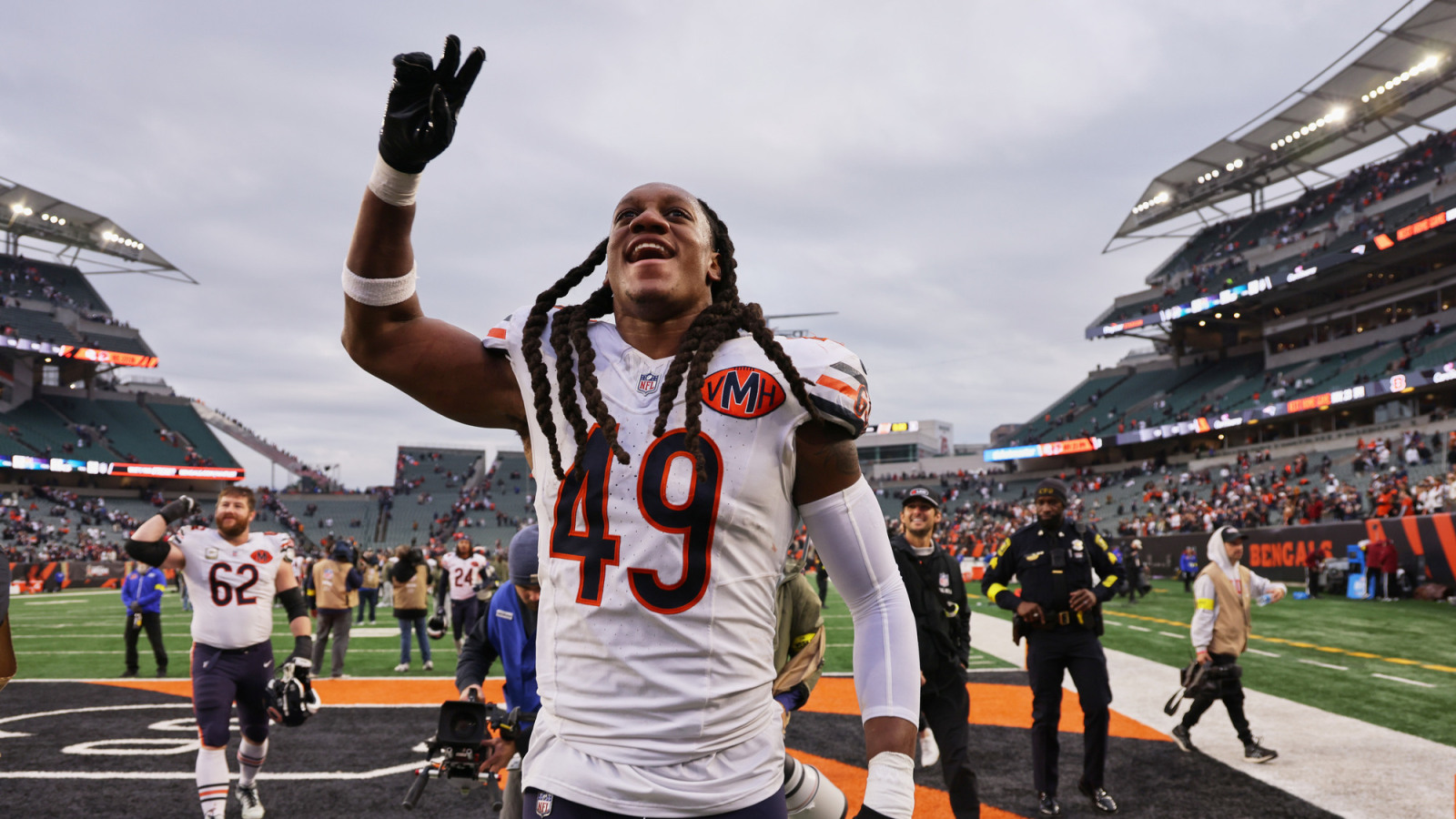 The Bears’ Linebackers Have Been Sneakily Solid All Season | Yardbarker
