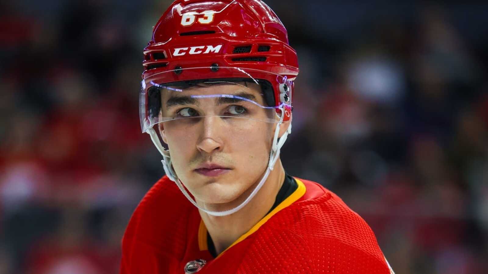 Coyotes cut F Adam Ruzicka after apparent cocaine video | Yardbarker