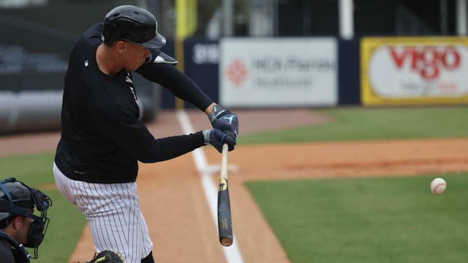 New York Yankees Slugger Projected To Be Home Run Leader Next Season ...