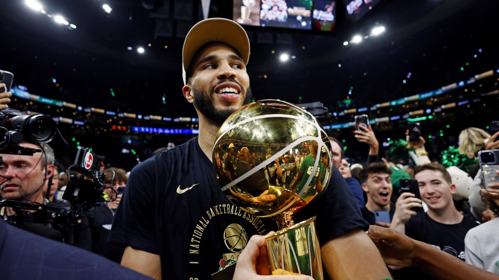 High school principal celebrates alumnus' NBA Finals, Stanley Cup wins ...