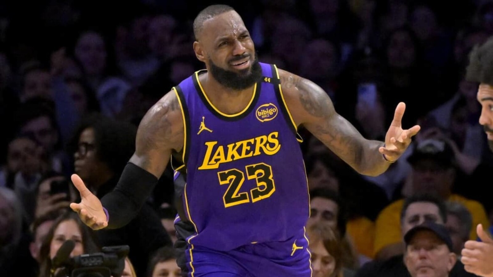 Byron Scott: LeBron James Doesn’t Deserve A Lakers Statue Without ...