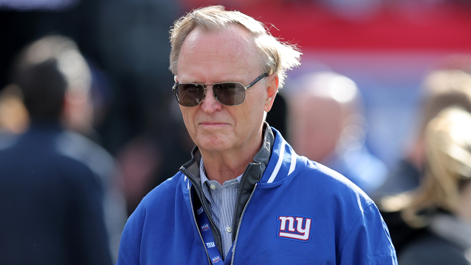 Plane asks Giants owner to fix 'dumpster fire' team | Yardbarker