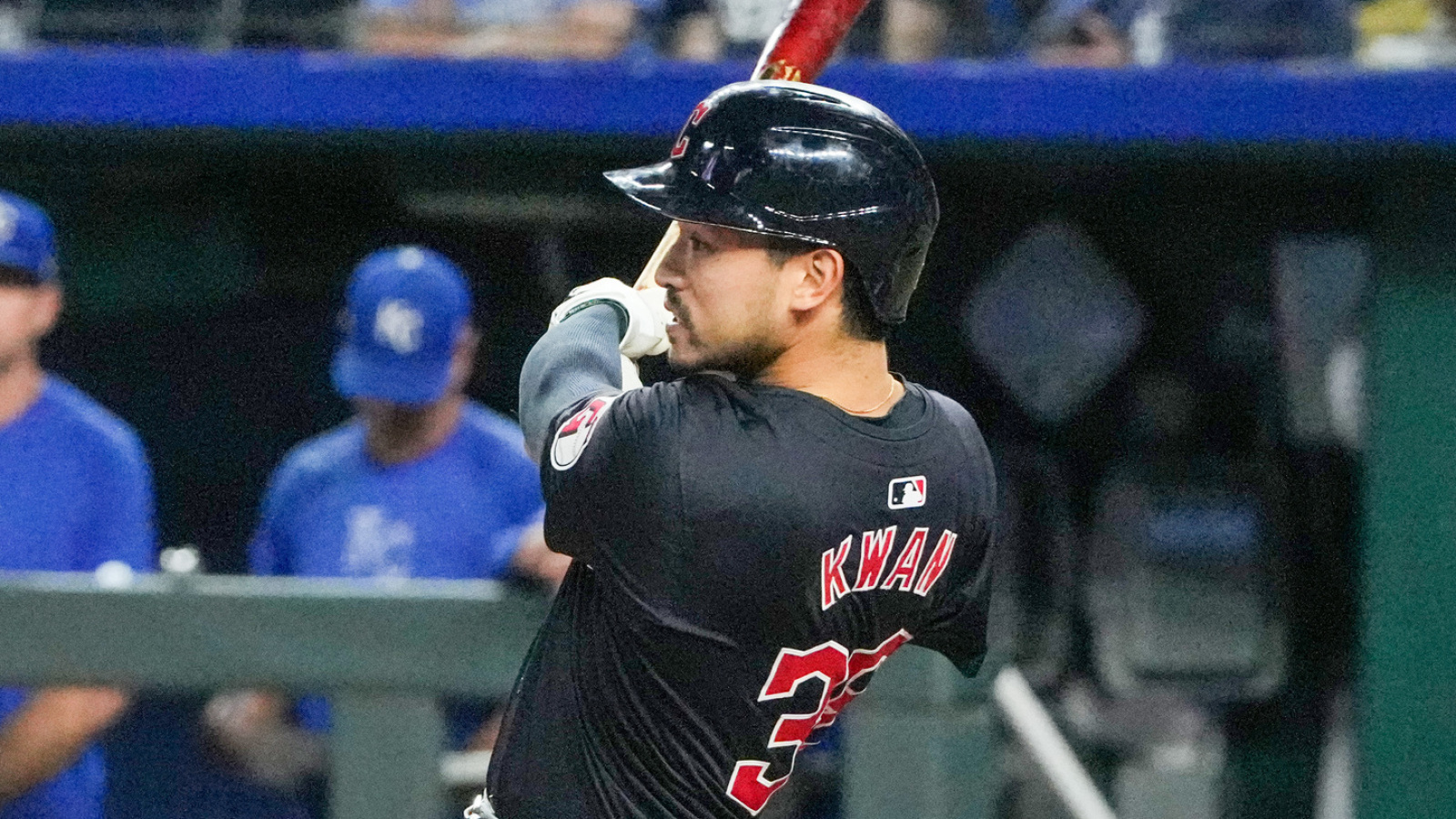 Guardians lose two-time Gold Glove winner to injury | Yardbarker