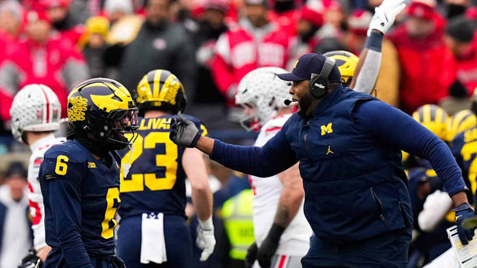 Can Michigan football hold onto prized EDGE rusher ahead of Signing Day ...