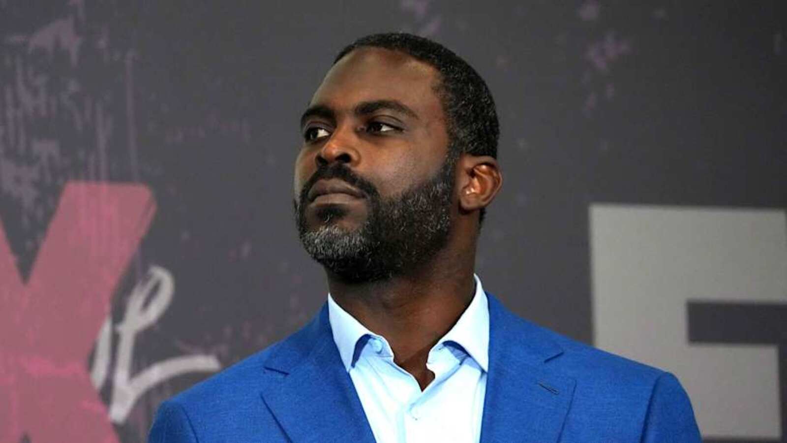 Falcons Legend Michael Vick Debuts as Head Coach in Prime Time | Yardbarker