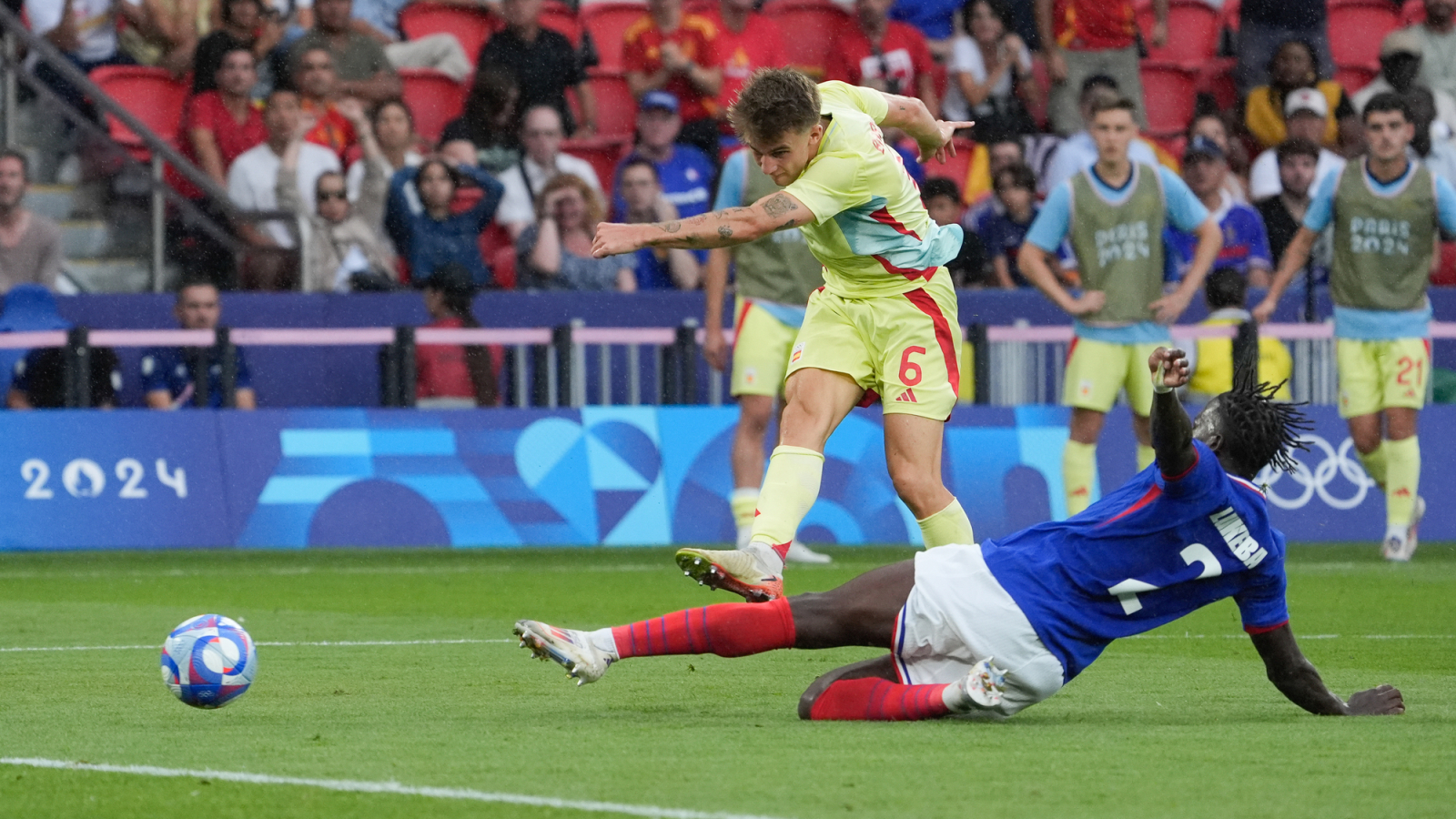 Man United lead race for €60m French sensation wanted by Chelsea ...