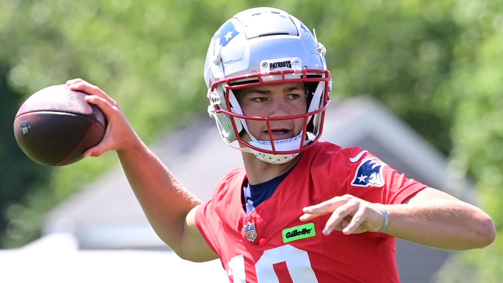 Reporter rips takes about Patriots' Drake Maye struggling | Yardbarker