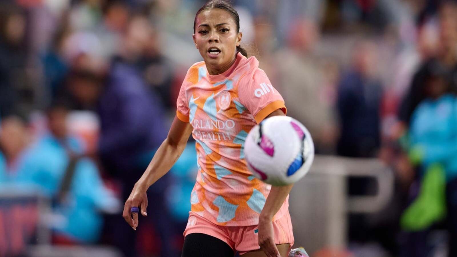 Ally Watt becomes first Denver Summit FC player after trade | Yardbarker