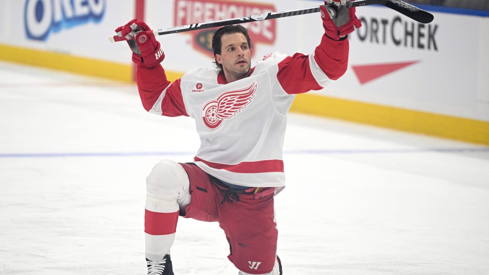 Red Wings sign Ben Chiarot to three-year contract extension | Yardbarker