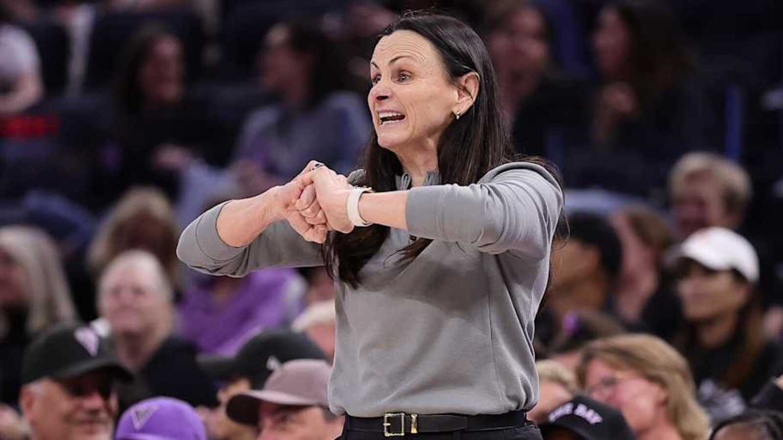 Sandy Brondello Shares Last Word Before Liberty Playoffs | Yardbarker