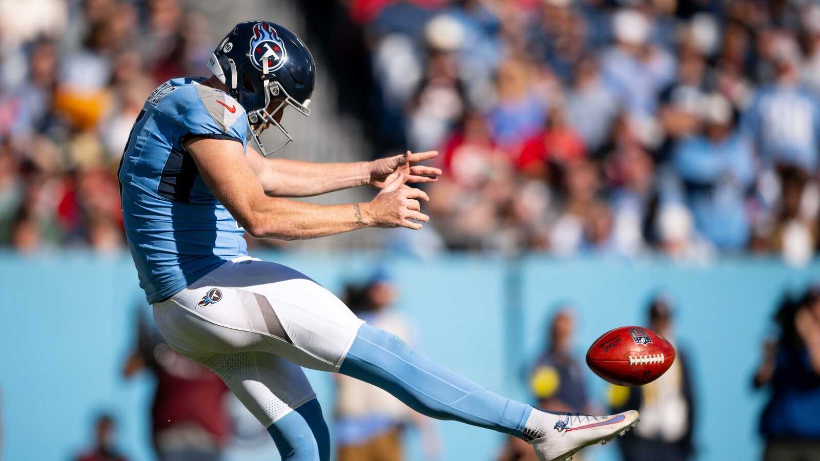 Veteran Punter Johnny Hekker Signs 1-Year Contract With Minnesota ...