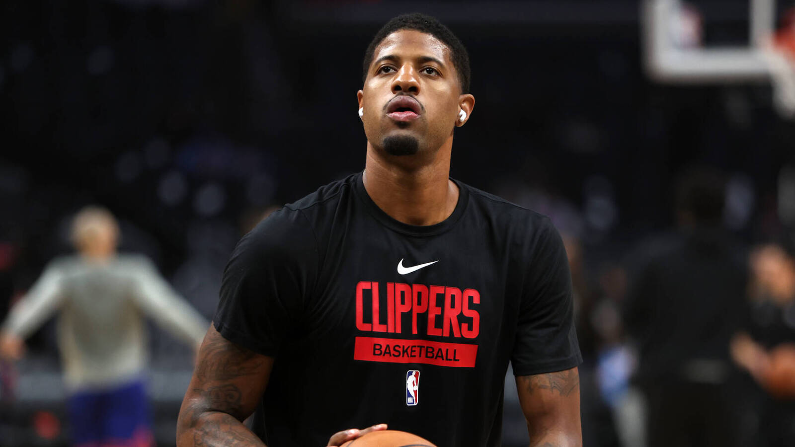 Clippers HC Tyronn Lue gives Paul George injury update | Yardbarker