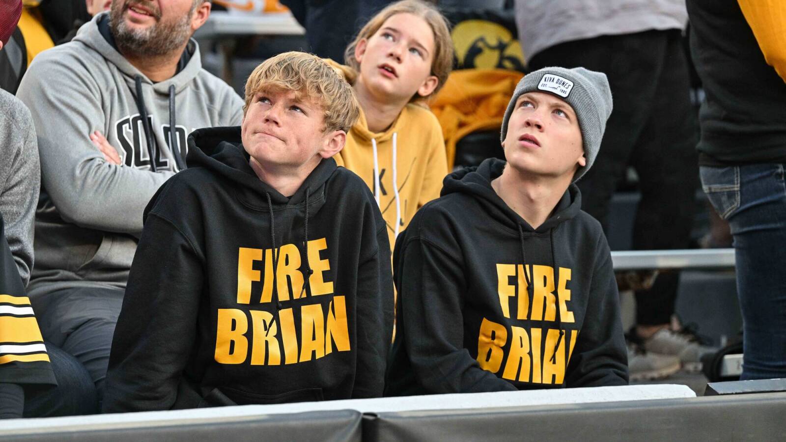 Iowa fans wish a cheerful goodbye to inept OC Brian Ferentz | Yardbarker