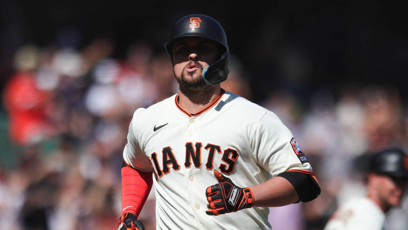 J.D. Davis lands with Giants rival after team drama | Yardbarker