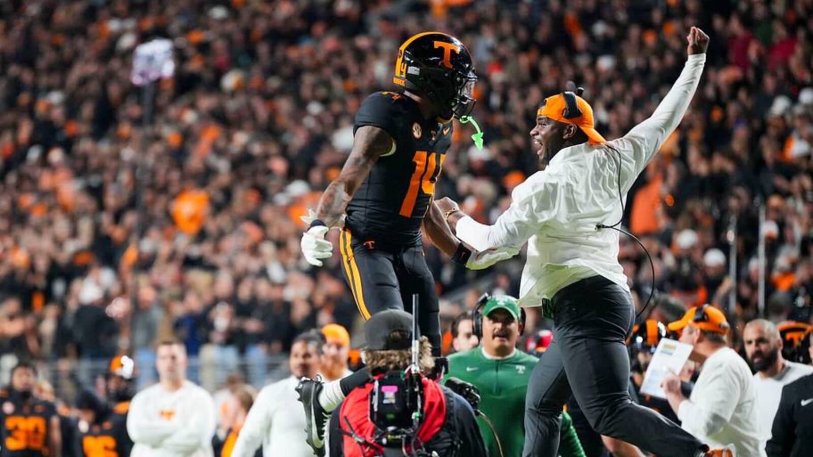 Two Tennessee Football Wide Receivers Ranked Best Per Class | Yardbarker