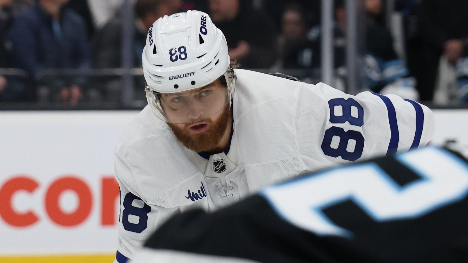 Nylander’s Finger: What Maple Leafs Fans Really Think | Yardbarker