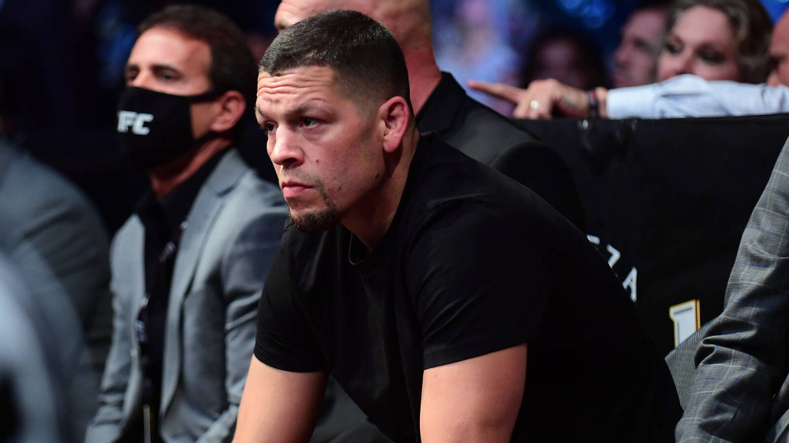 Nate Diaz turns himself in after arrest warrant for street fight ...