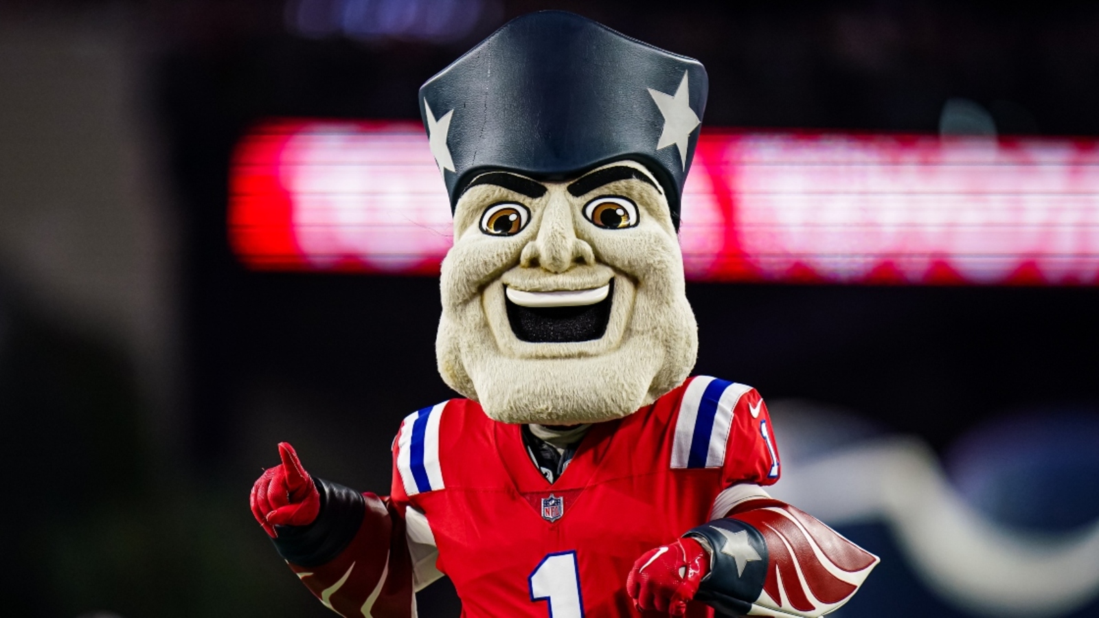NFL analytics expert projects New England Patriots win total for 2024 ...