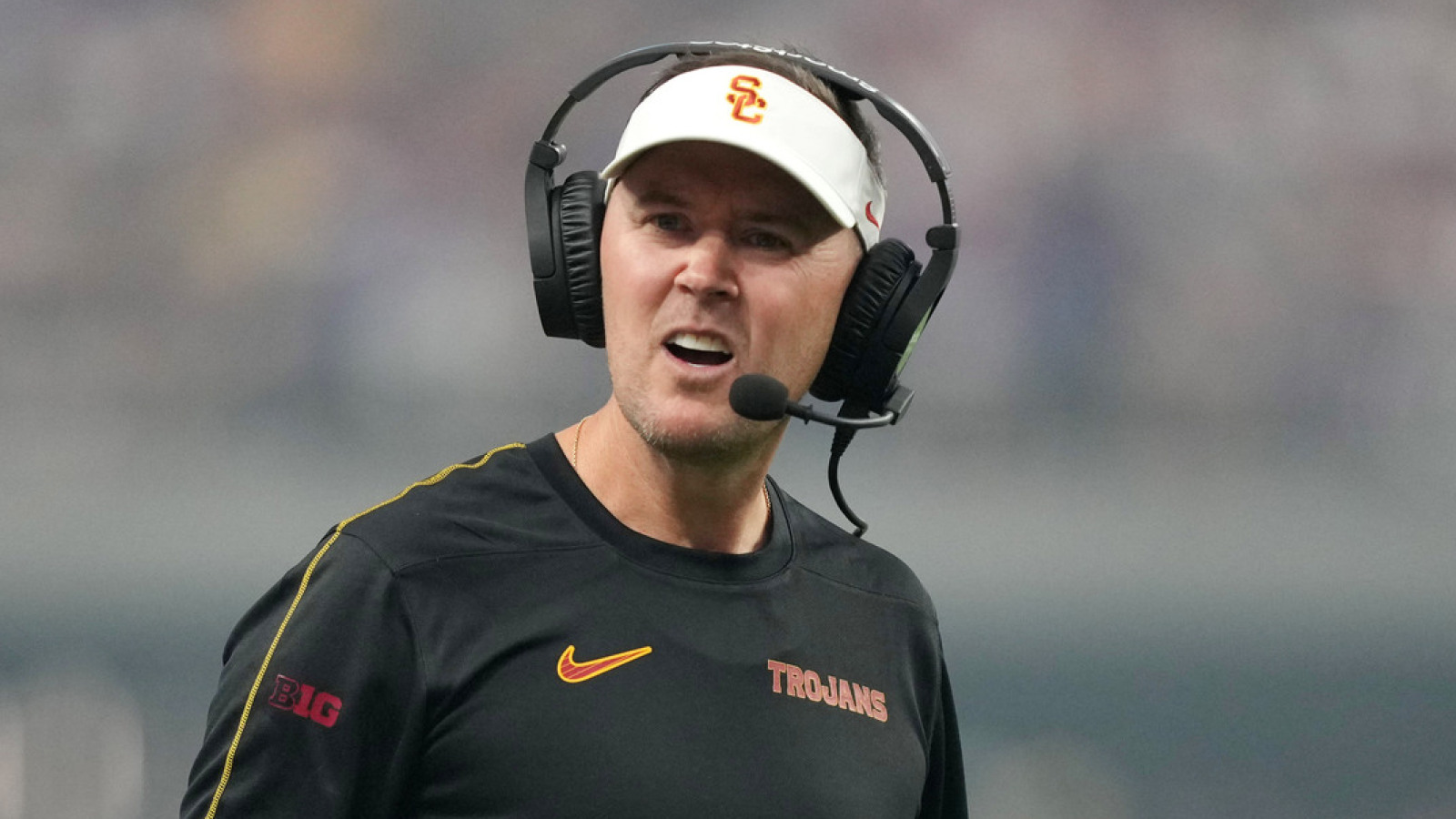USC's Lincoln Riley addresses rumors about possible departure | Yardbarker
