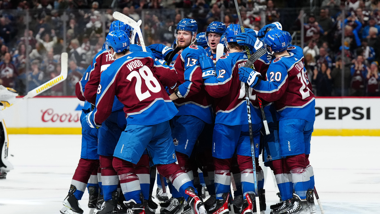 Gm 71: Avalanche Complete Four-Goal Comeback, Stun Penguins | Yardbarker