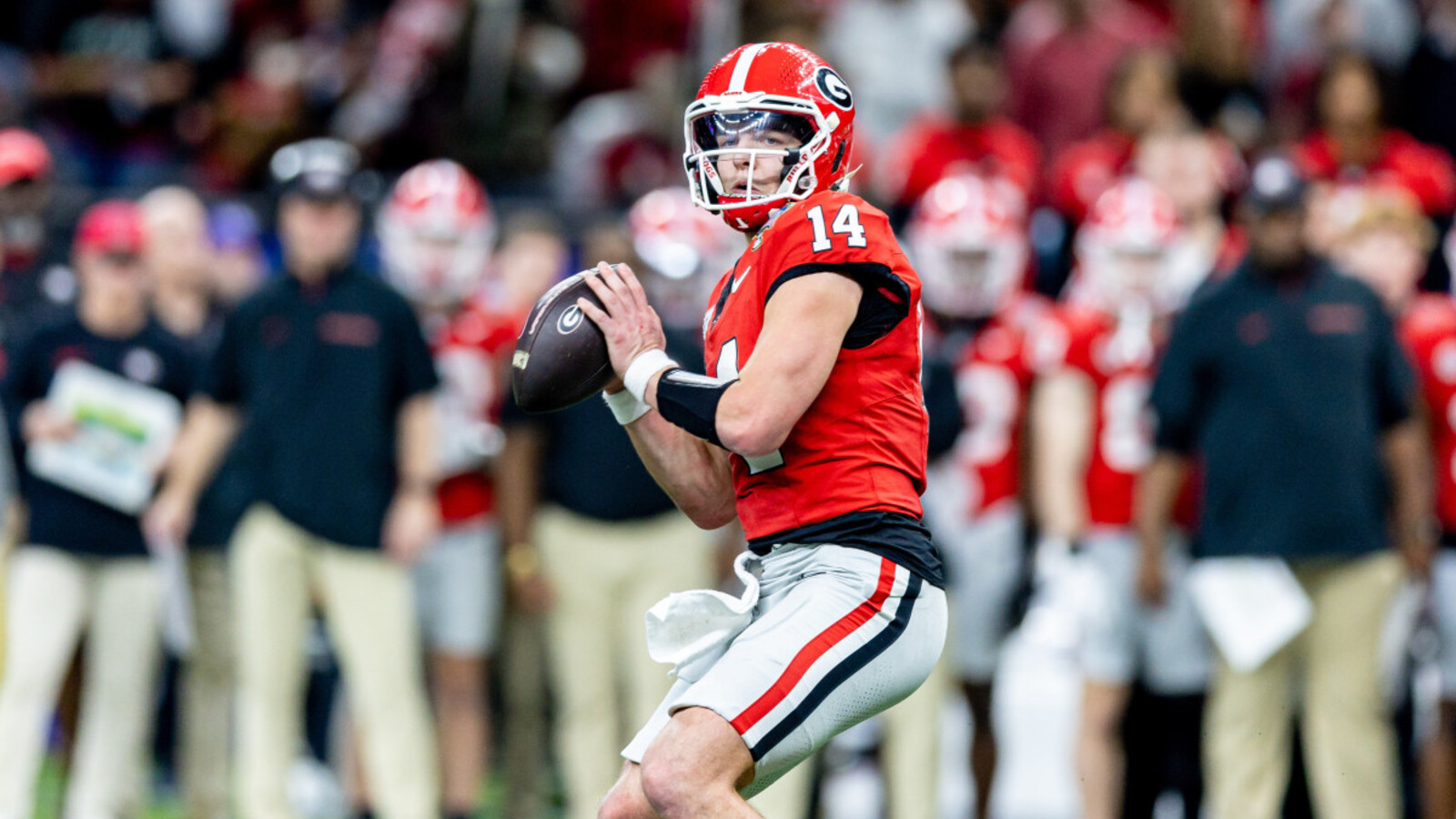 New Intel Revealed on Georgia Quarterback Competition Grabs Attention ...