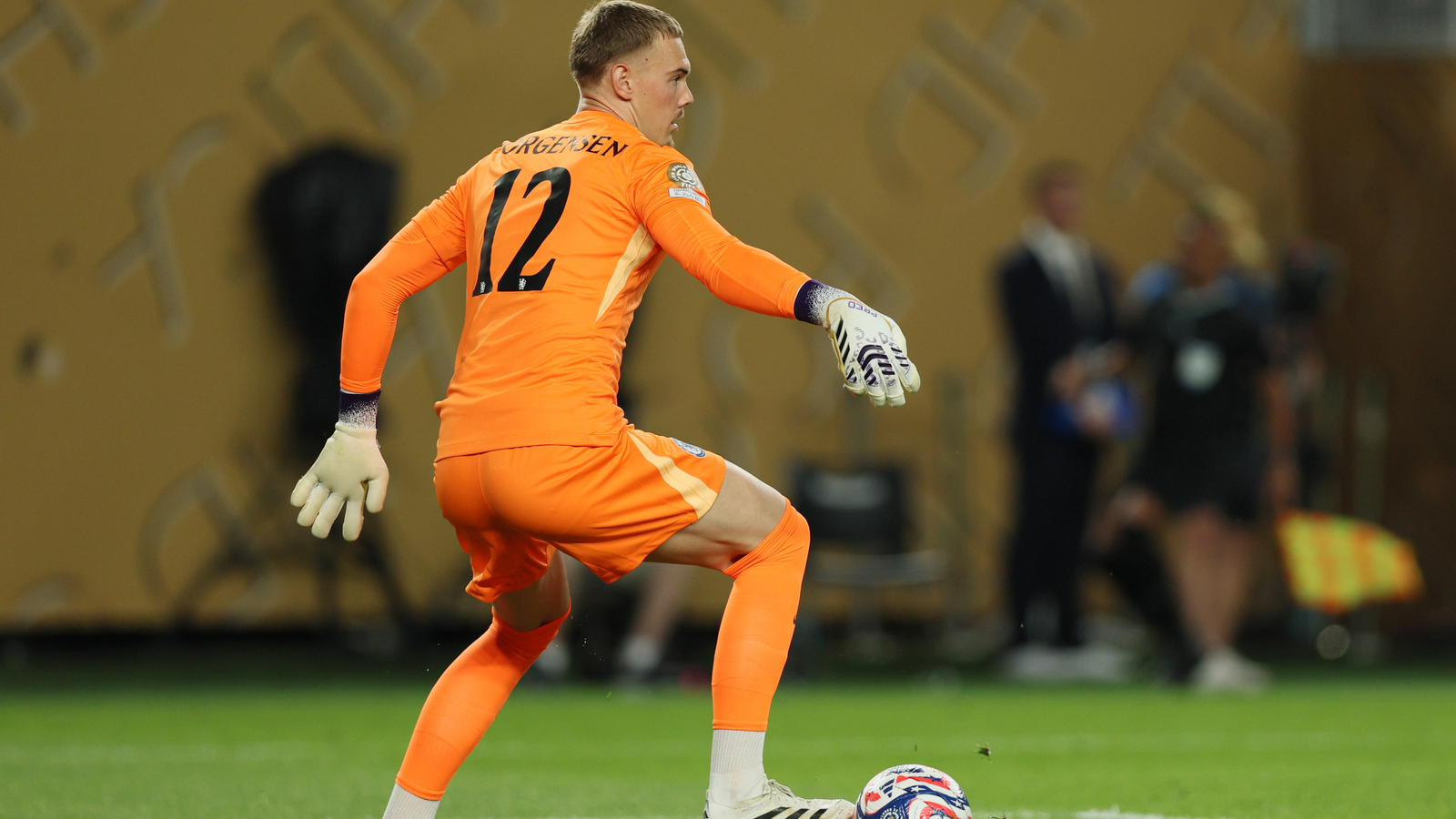 Watch: Jorgensen forced to speak to fans by Chelsea players as he tries ...