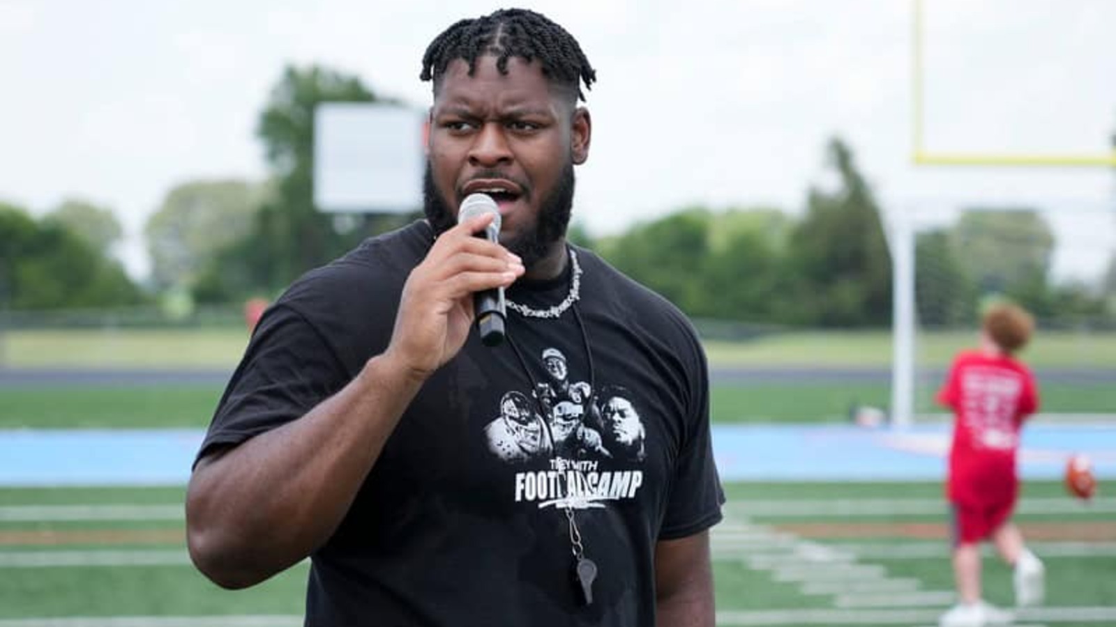 Kansas City Chiefs-Guard Trey Smith Agree To Historic Contract | Yardbarker