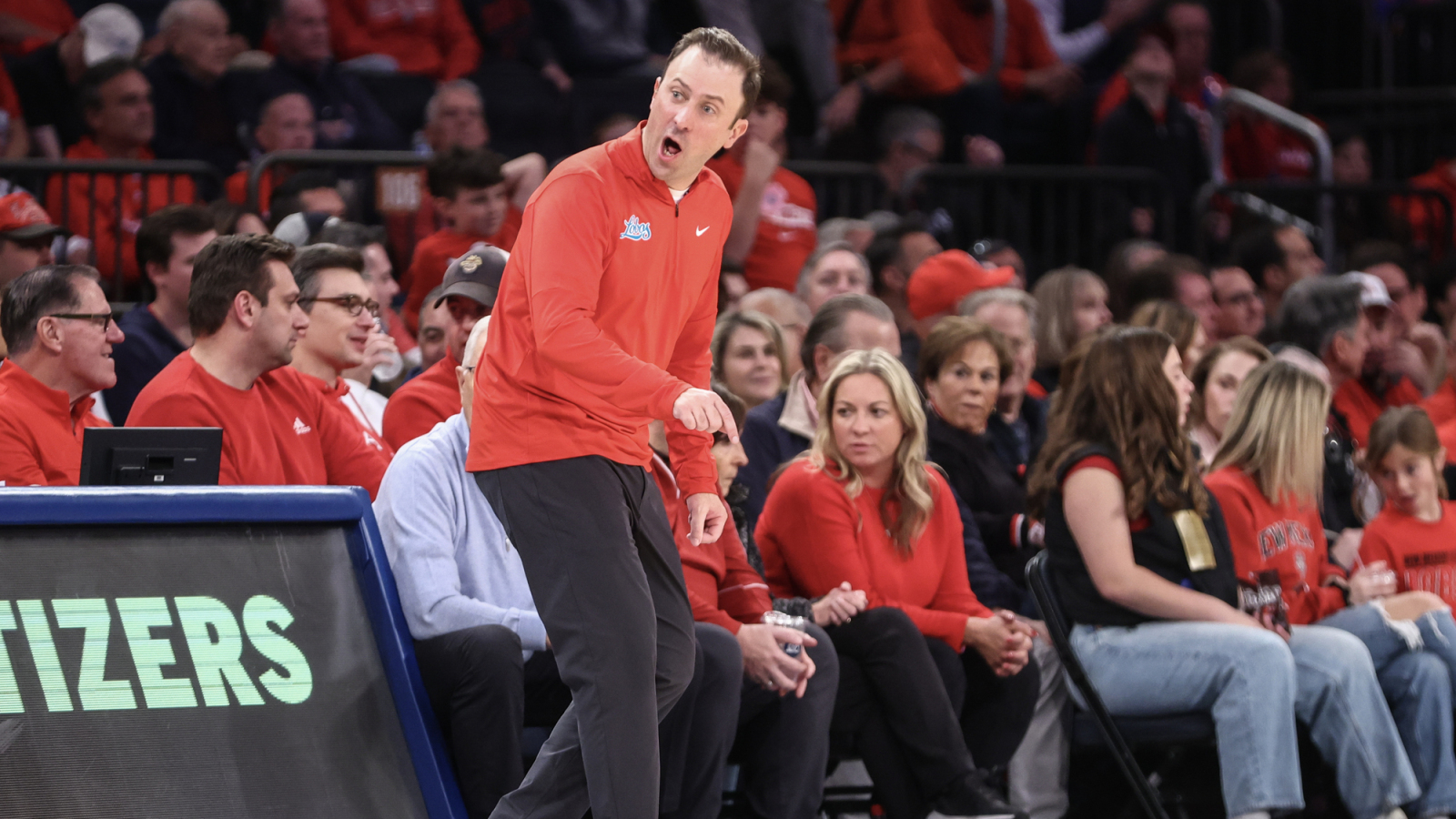 Aggies and Lobos off to fast start in Mountain West race, plus more on ...