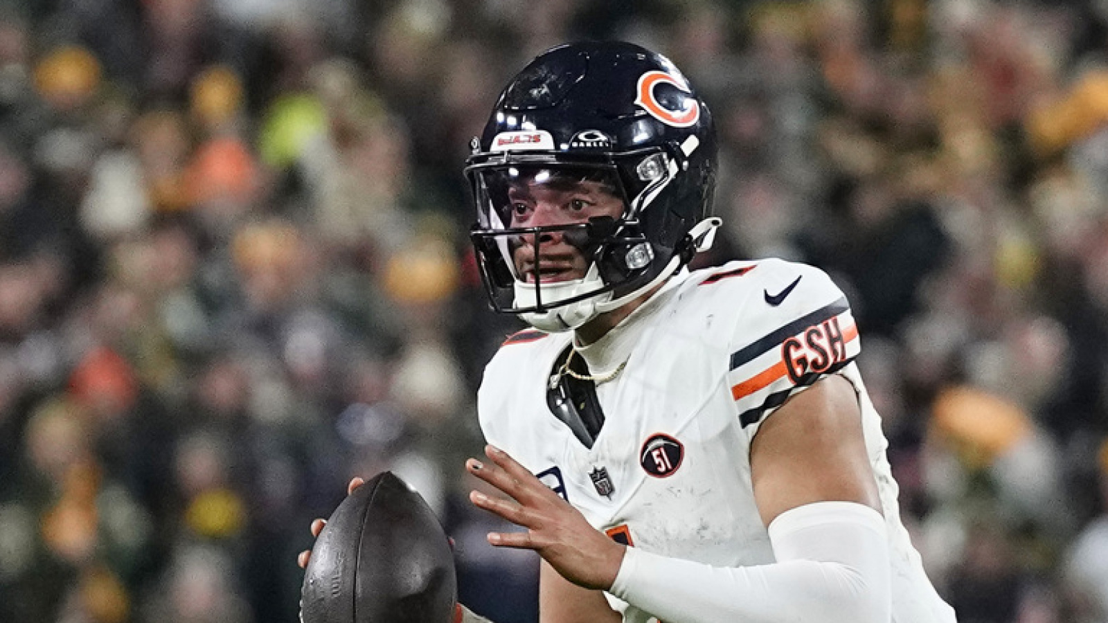 Ex-Steelers star has concerning take on Justin Fields video | Yardbarker