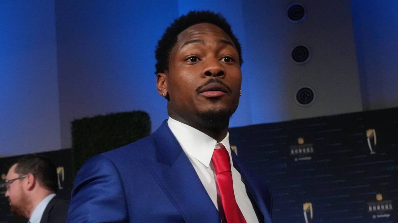 Bills update WR's minicamp absence after agent gives differing account ...