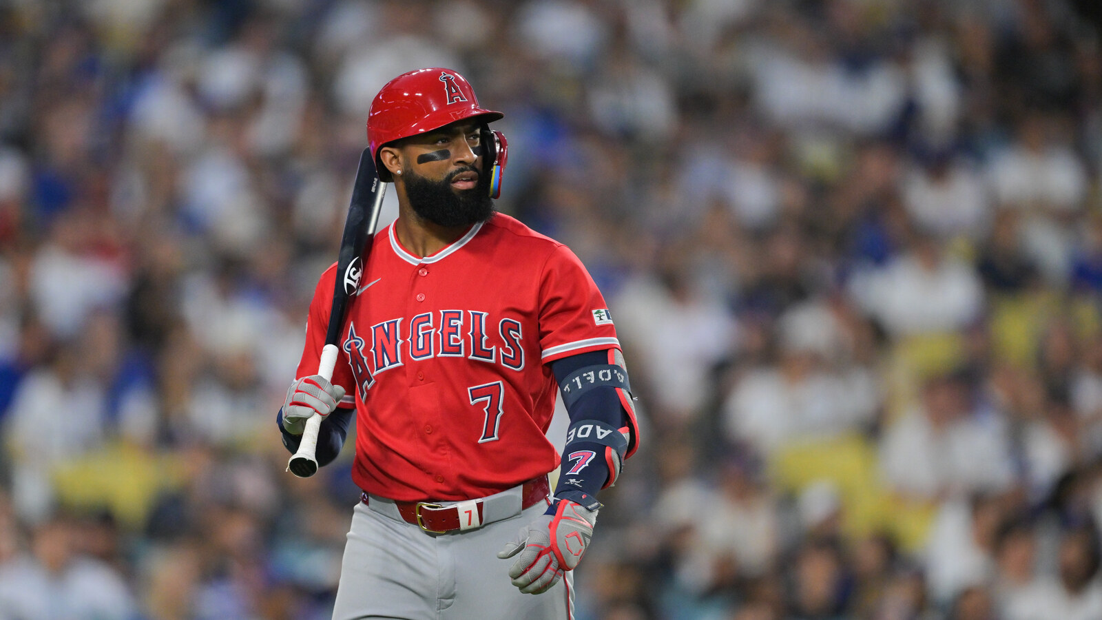 Phillies Searching For Outfield Help | Yardbarker