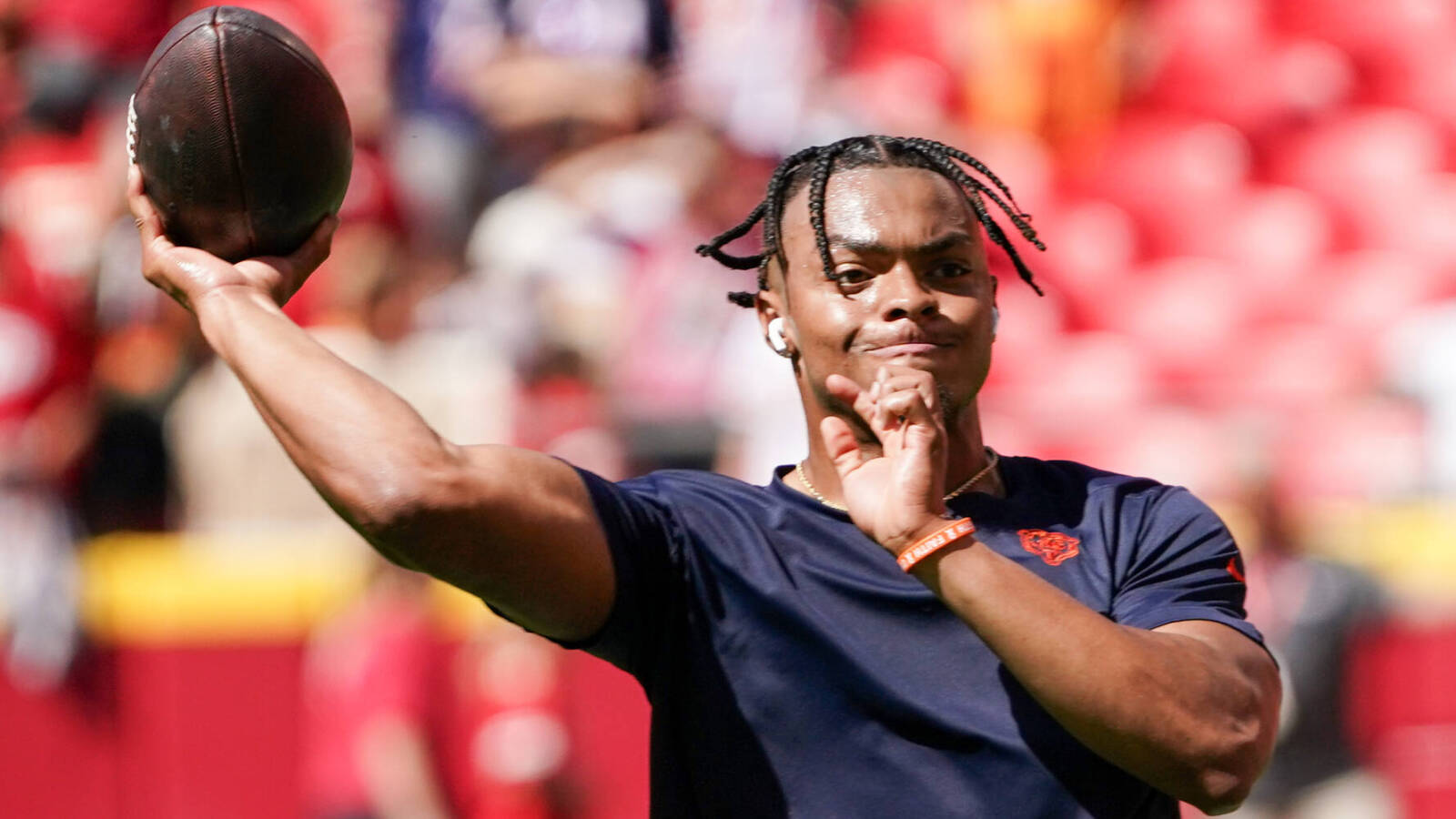 Justin Fields’ playoff hopes are a pipe dream | Yardbarker