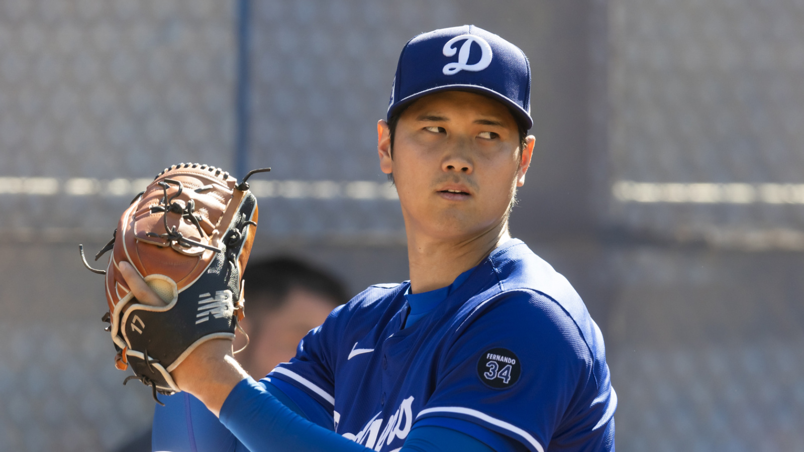 rewrite this title Dodgers announce spring debuts for pair of star ...