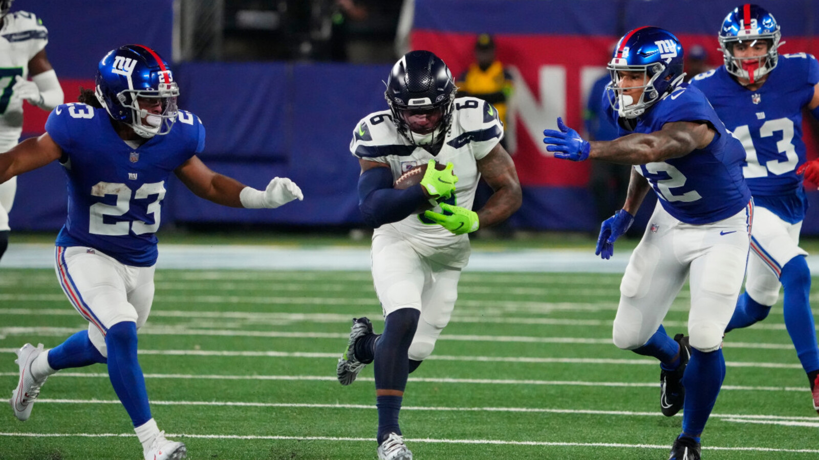 Jets' DJ Reed Wants Reunion With Ex Seahawks' Safety | Yardbarker