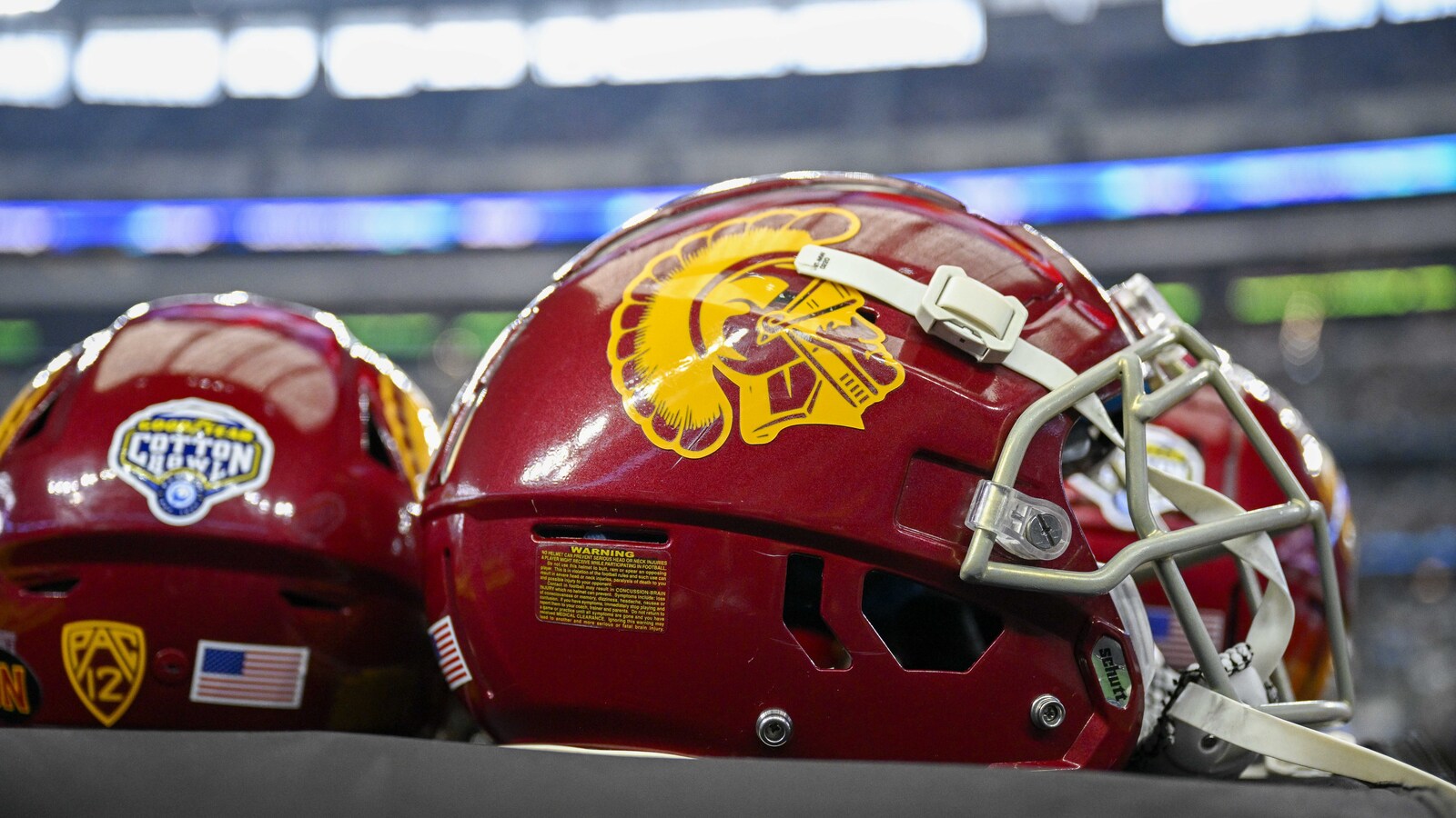 Four-Star EDGE Hayden Lowe Signs With the USC Trojans | Yardbarker