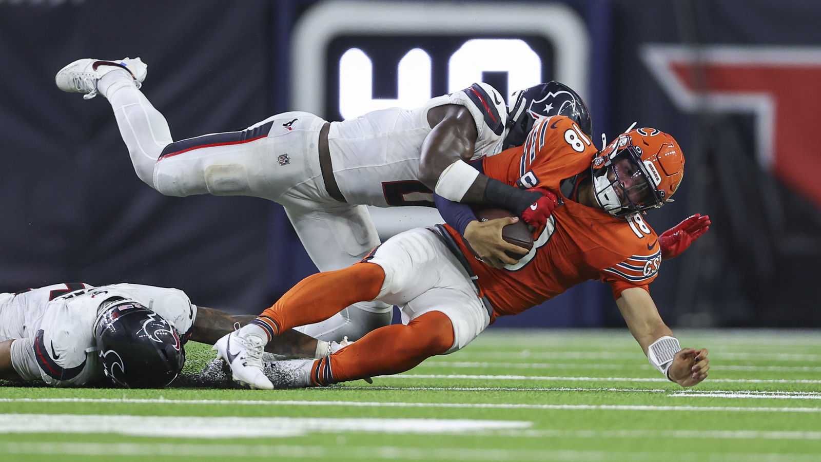 Bears QB Caleb Williams struggles again in loss to Texans | Yardbarker