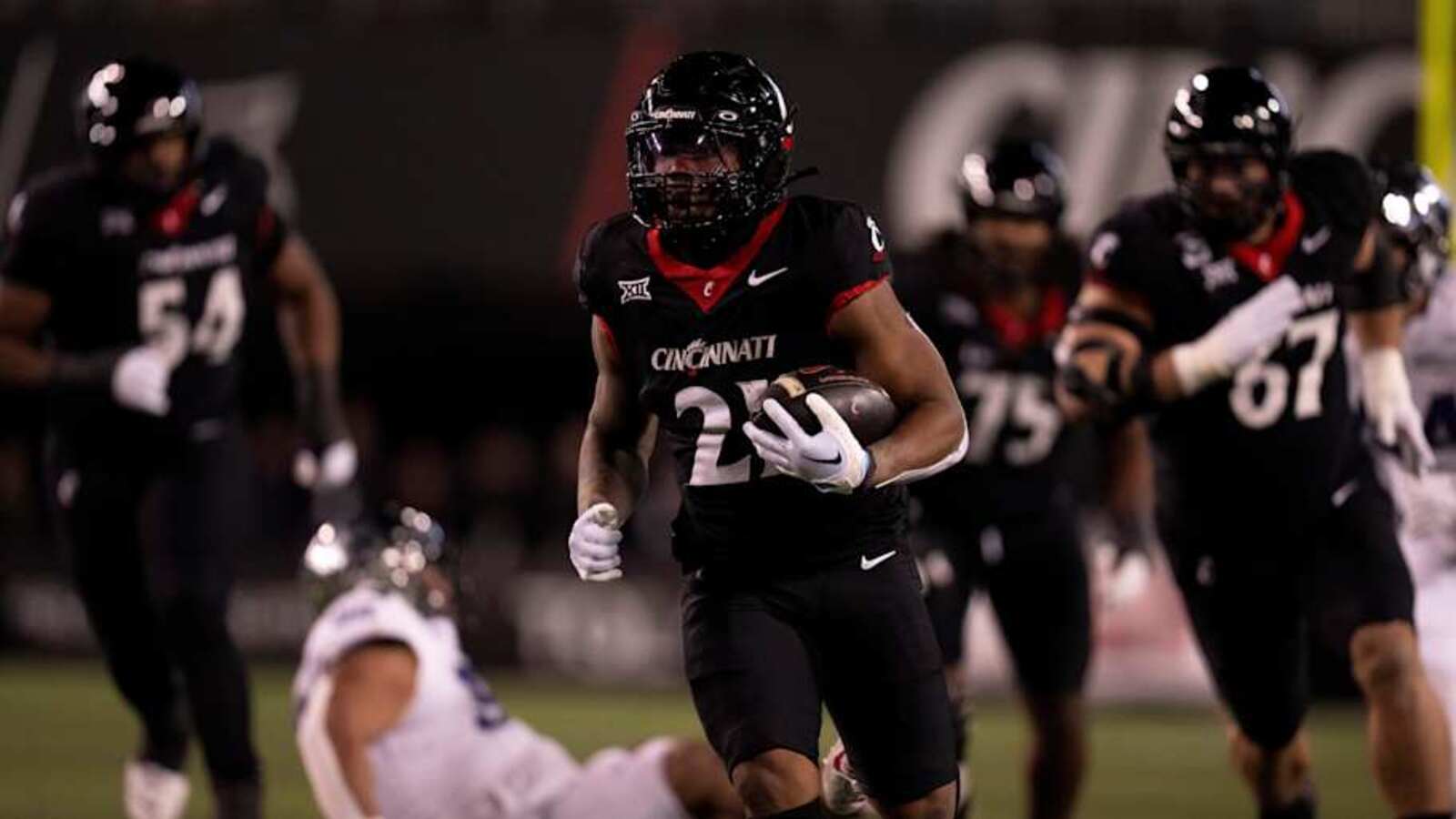 Cincinnati Bengals Invite 45 Area Players to Tuesday's Annual Pre-Draft ...