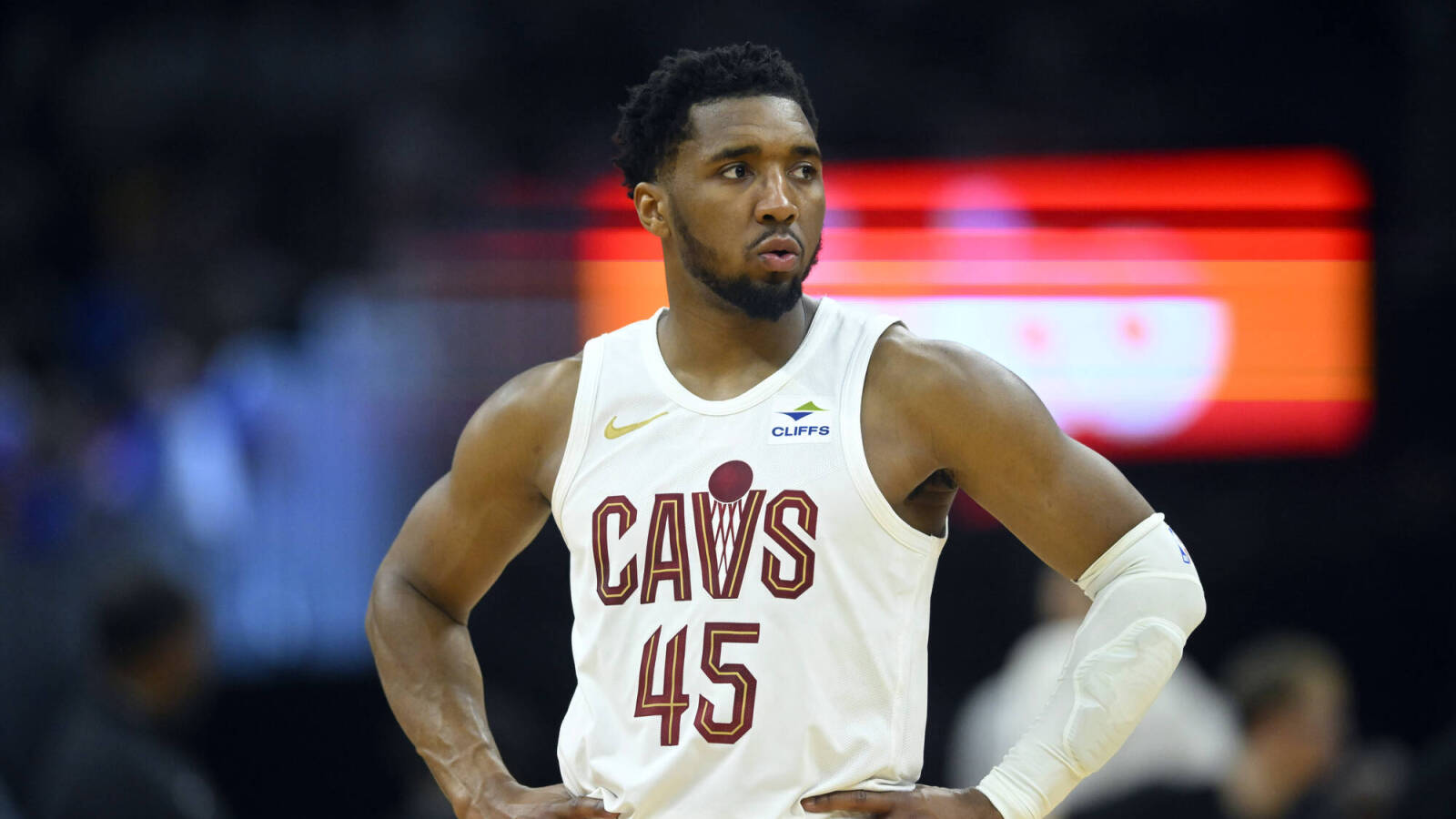 Donovan Mitchell has 'no choice' but to stick with the Cavaliers ...