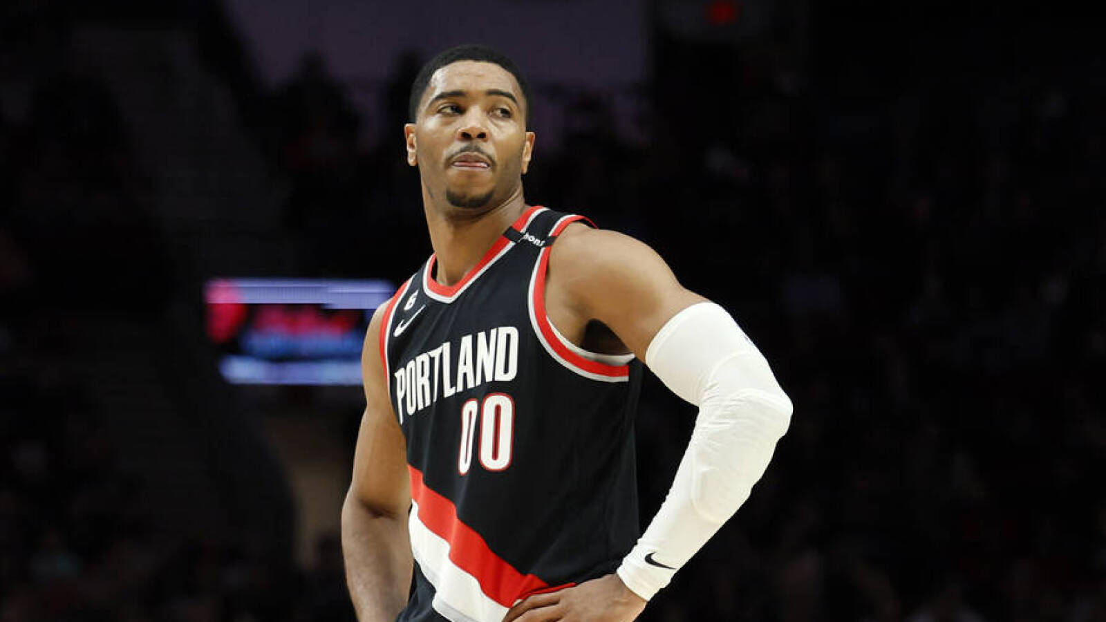 Lakers add a Shaq for the playoffs | Yardbarker