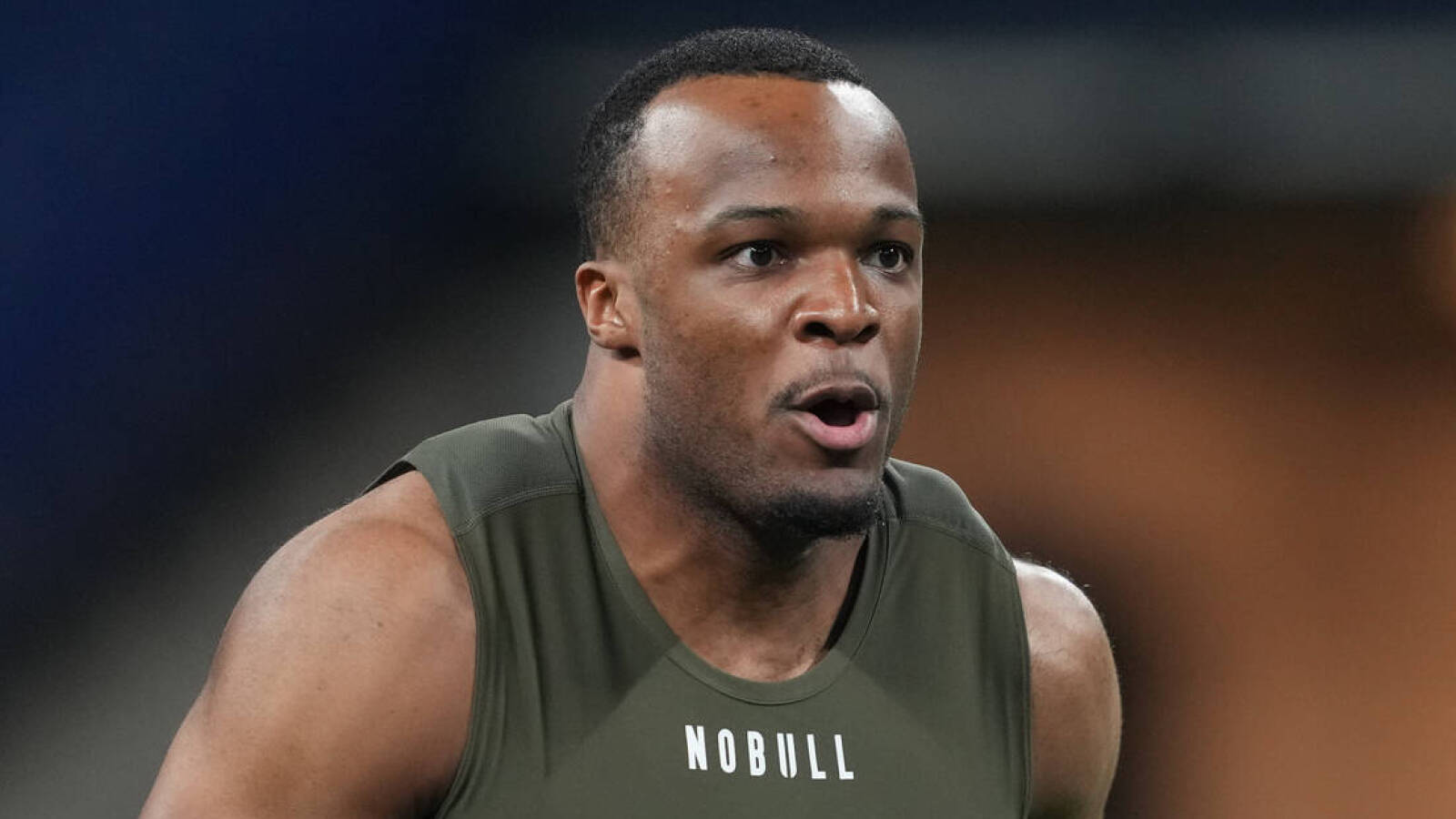 Saints draft Notre Dame all-time sack leader 40th overall | Yardbarker