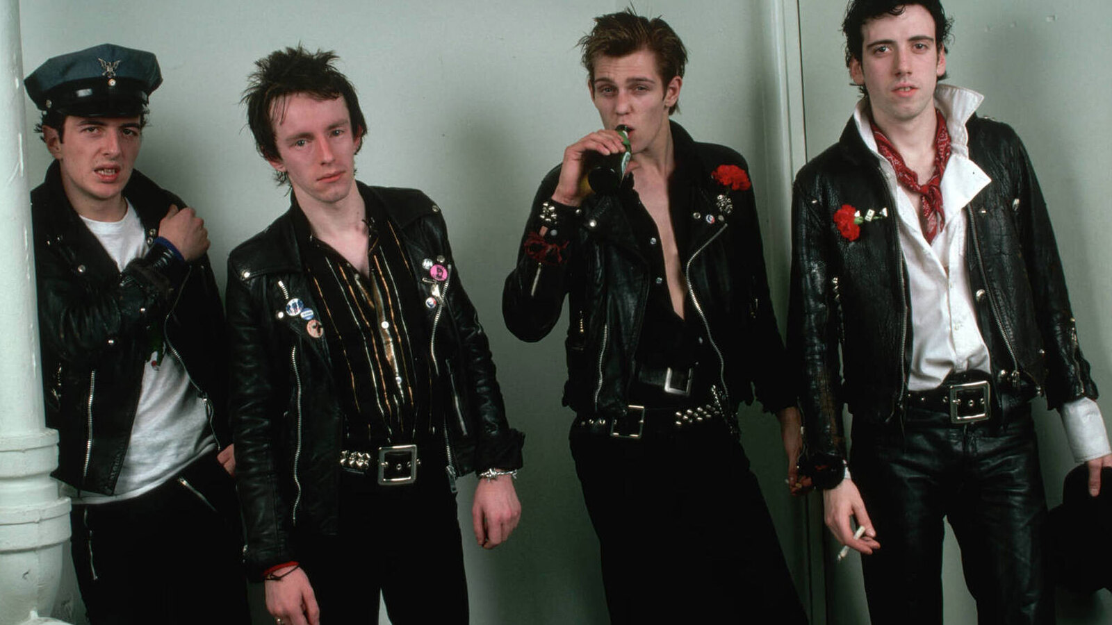 25 deep cuts from iconic bands that are incredibly underrated | Yardbarker