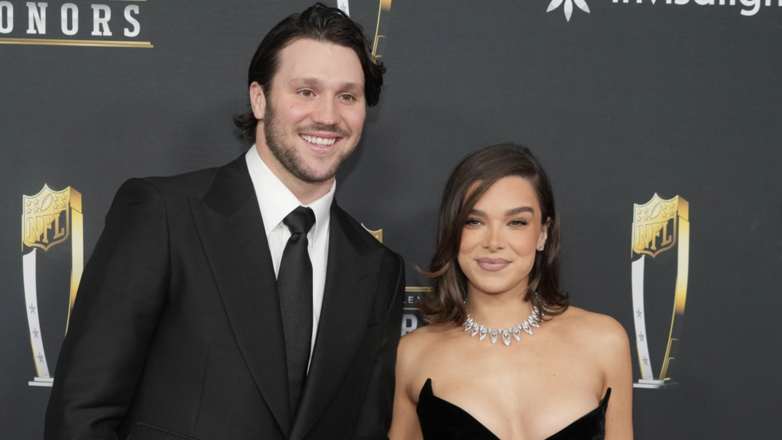 Josh Allen, Hailee Steinfeld Draw Attention for What They Did on ...