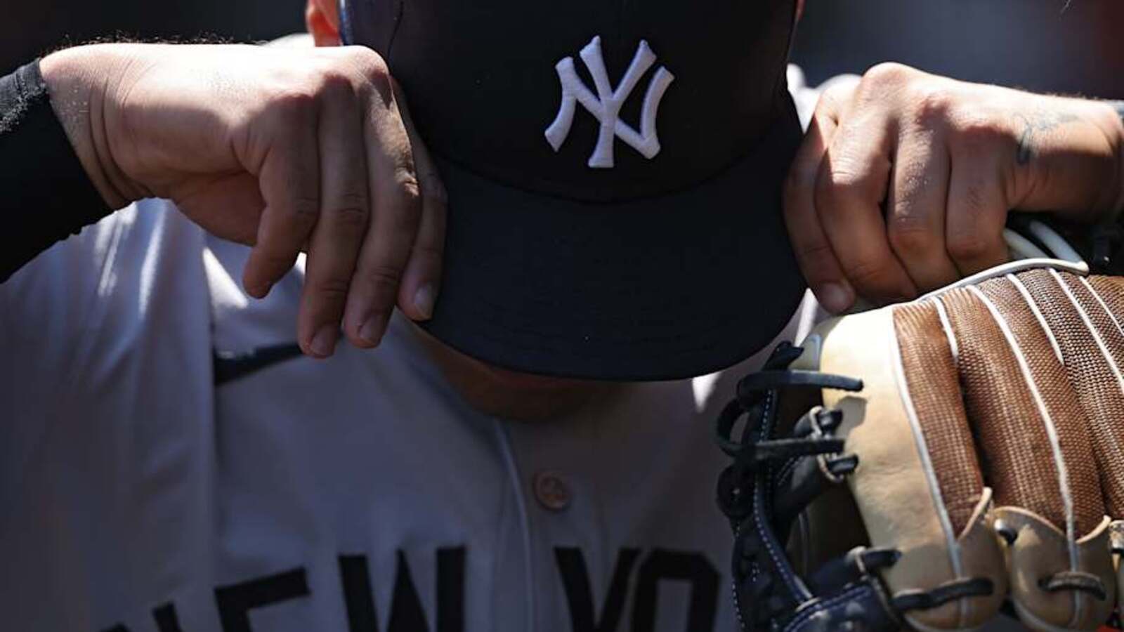 Red Sox Fan-Favorite Signs Surprise Deal With Yankees: 'Becoming The ...